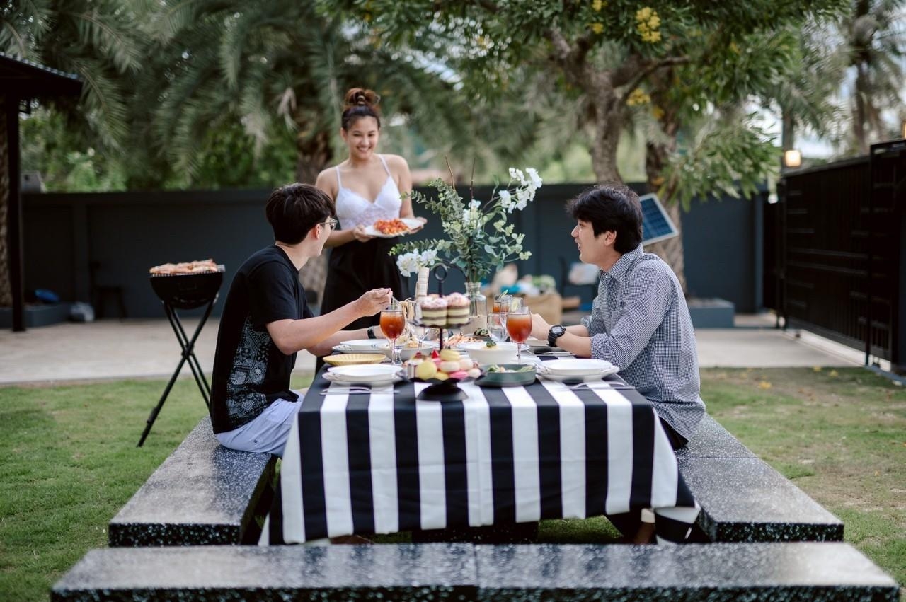 Black Box Pool Villa Pranburi - Lazy Day HuaHin บ้านพักที่พักพูลวิลล่า ...