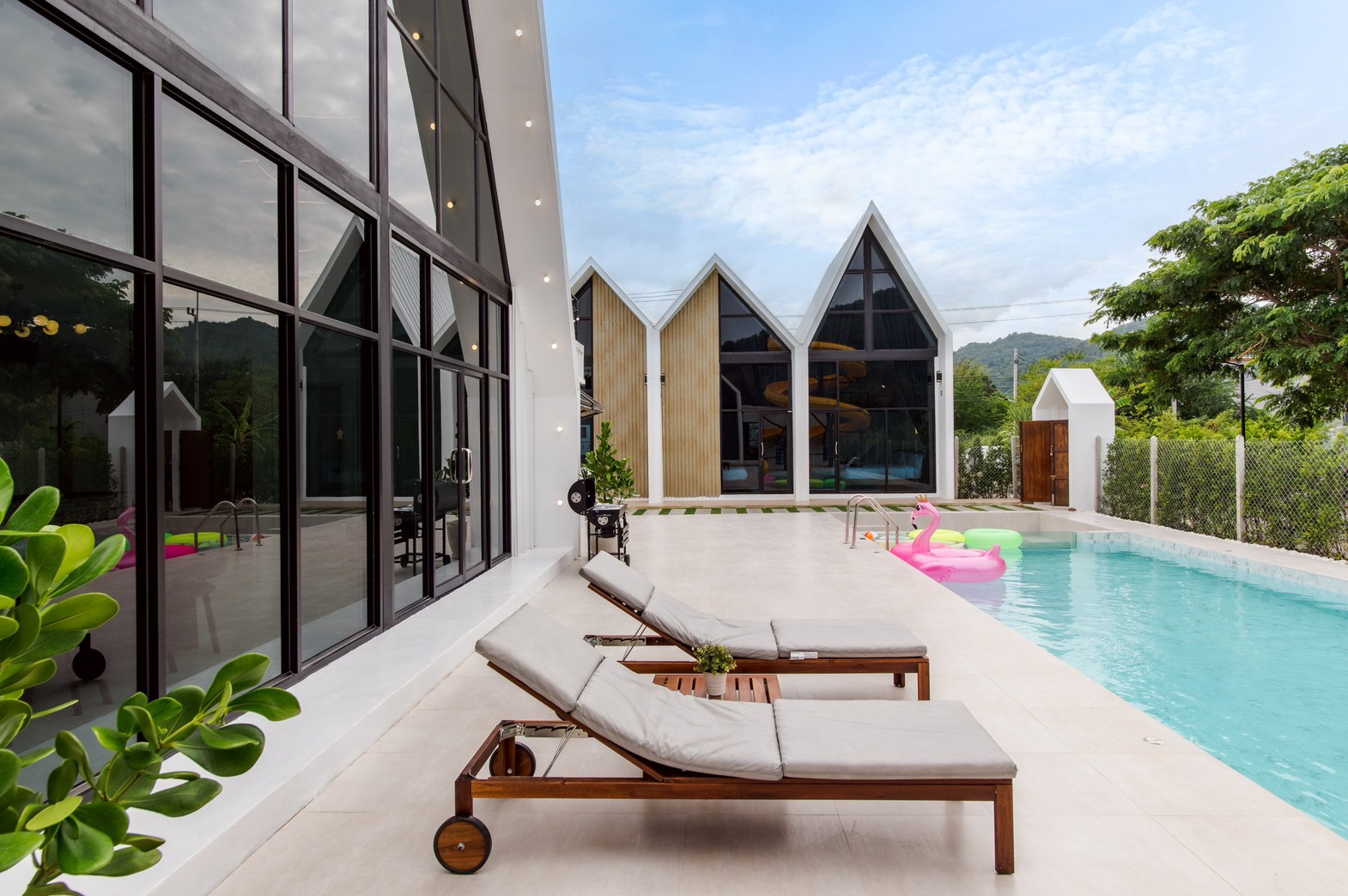 Sennary Party House Huahin Pool Villa - Lazy Day HuaHin บ้านพักที่พัก ...
