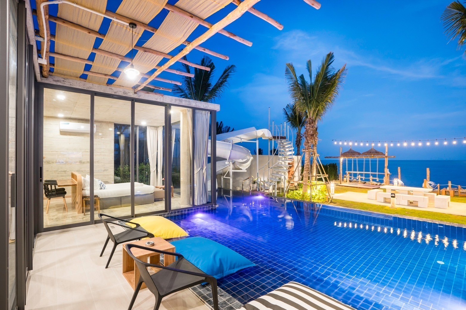 Amber‘A Beach Villa - Lazy Day HuaHin บ้านพักที่พักพูลวิลล่าหัวหิน ติด ...