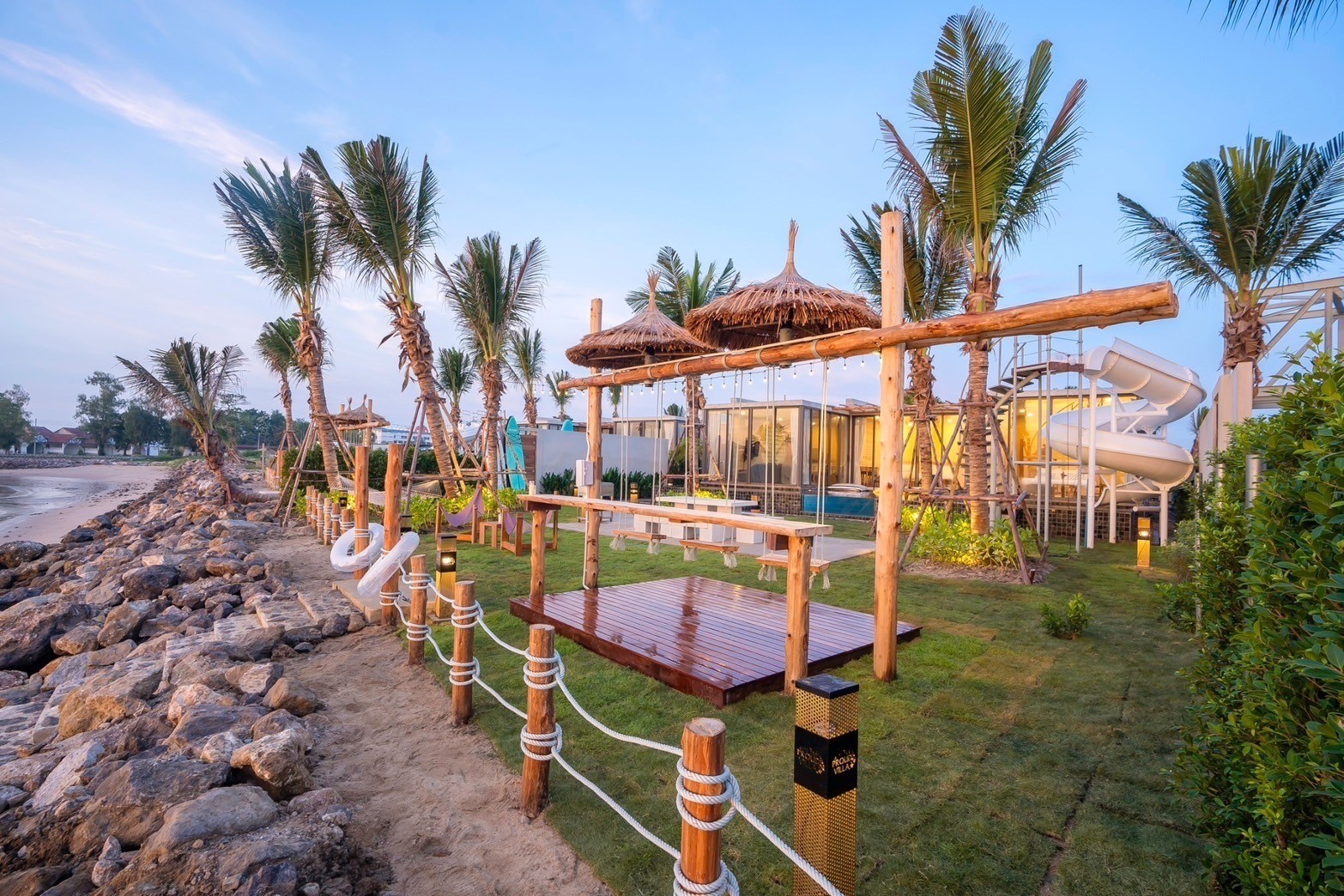 Amber‘A Beach Villa - Lazy Day HuaHin บ้านพักที่พักพูลวิลล่าหัวหิน ติด ...