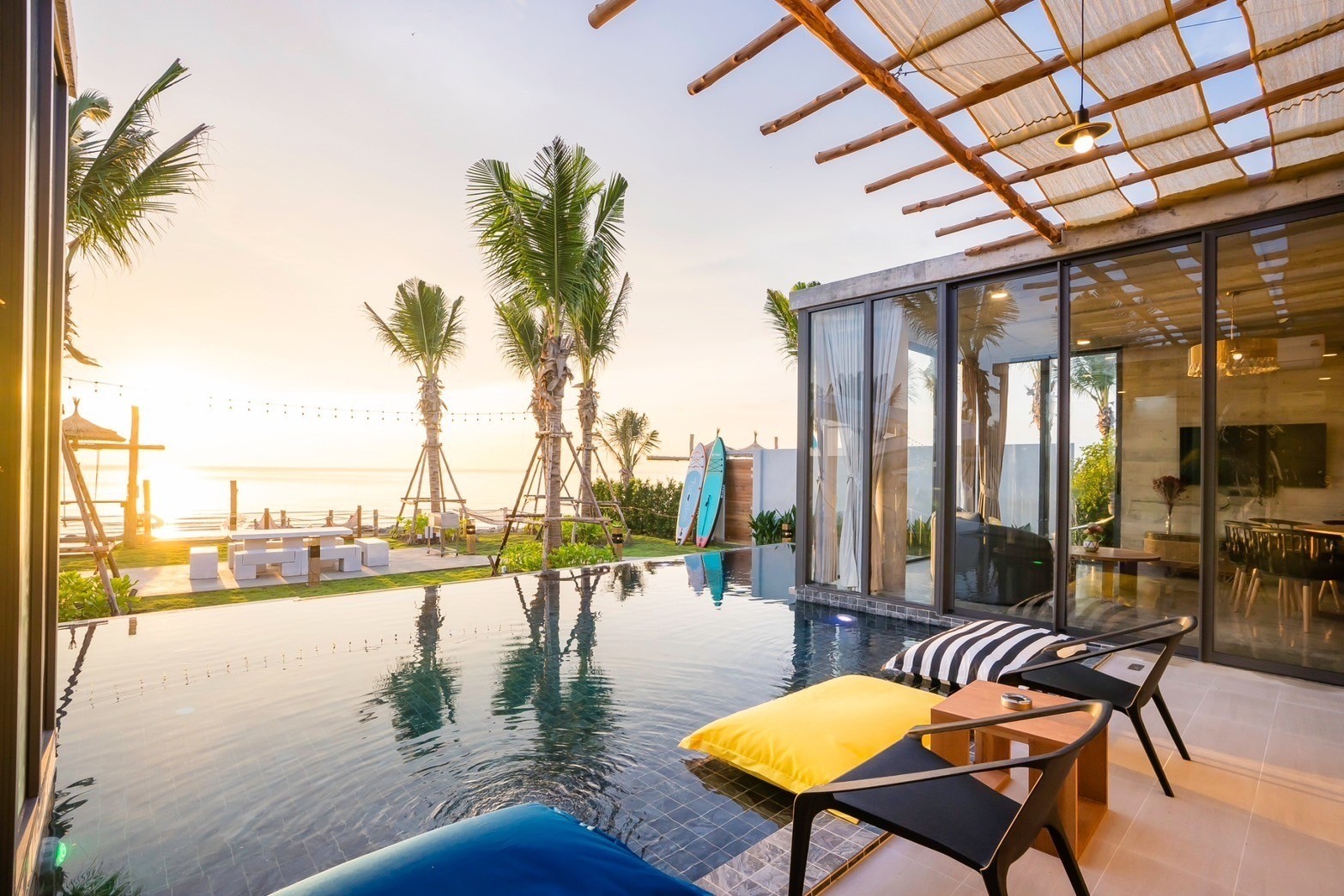 Amber‘A Beach Villa - Lazy Day HuaHin บ้านพักที่พักพูลวิลล่าหัวหิน ติด ...