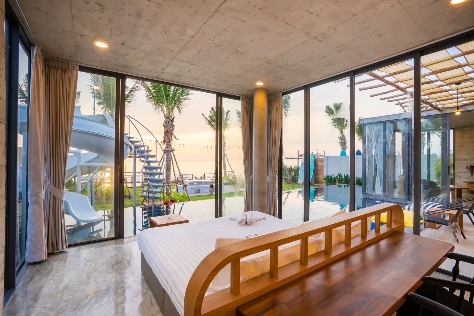 Amber‘A Beach Villa - Lazy Day HuaHin บ้านพักที่พักพูลวิลล่าหัวหิน ติด ...