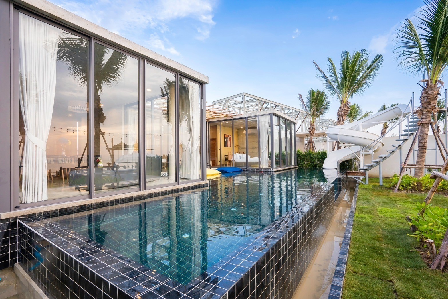 Amber‘A Beach Villa - Lazy Day HuaHin บ้านพักที่พักพูลวิลล่าหัวหิน ติด ...