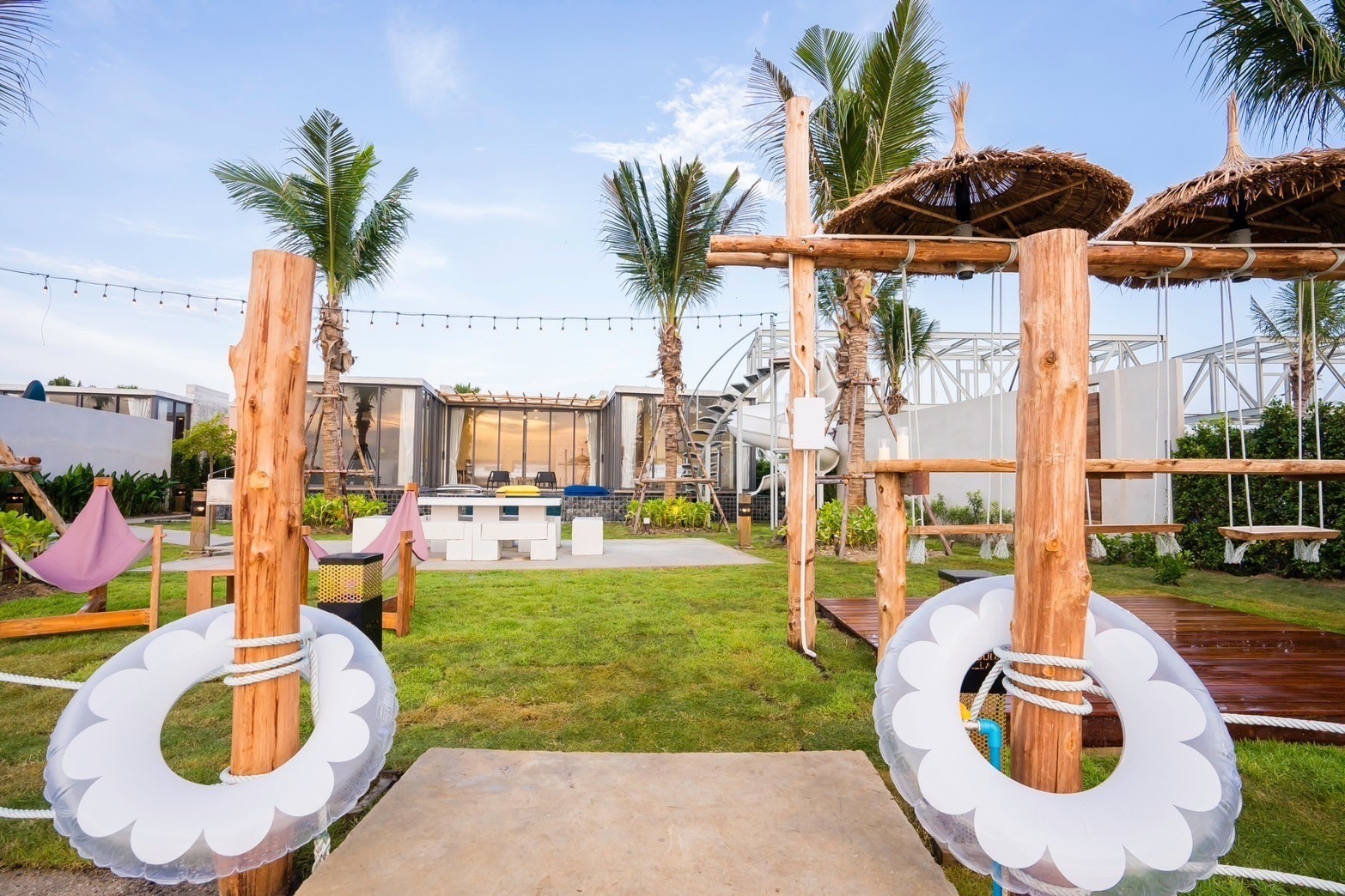 Amber‘A Beach Villa - Lazy Day HuaHin บ้านพักที่พักพูลวิลล่าหัวหิน ติด ...
