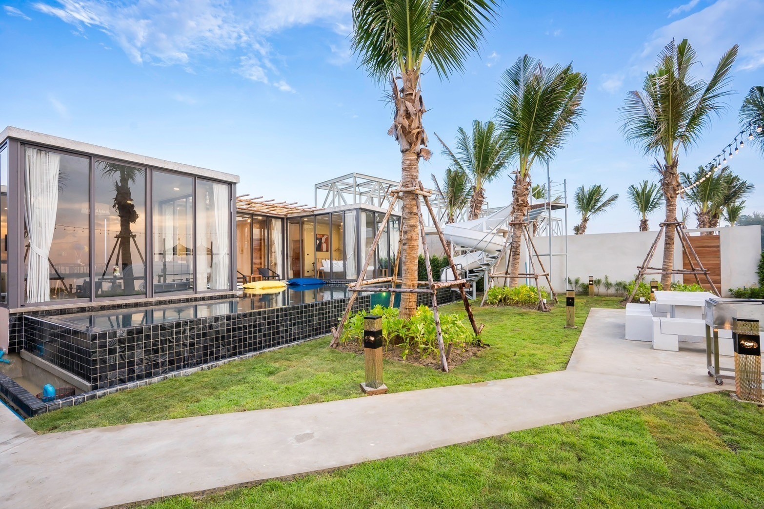 Amber‘A Beach Villa - Lazy Day HuaHin บ้านพักที่พักพูลวิลล่าหัวหิน ติด ...